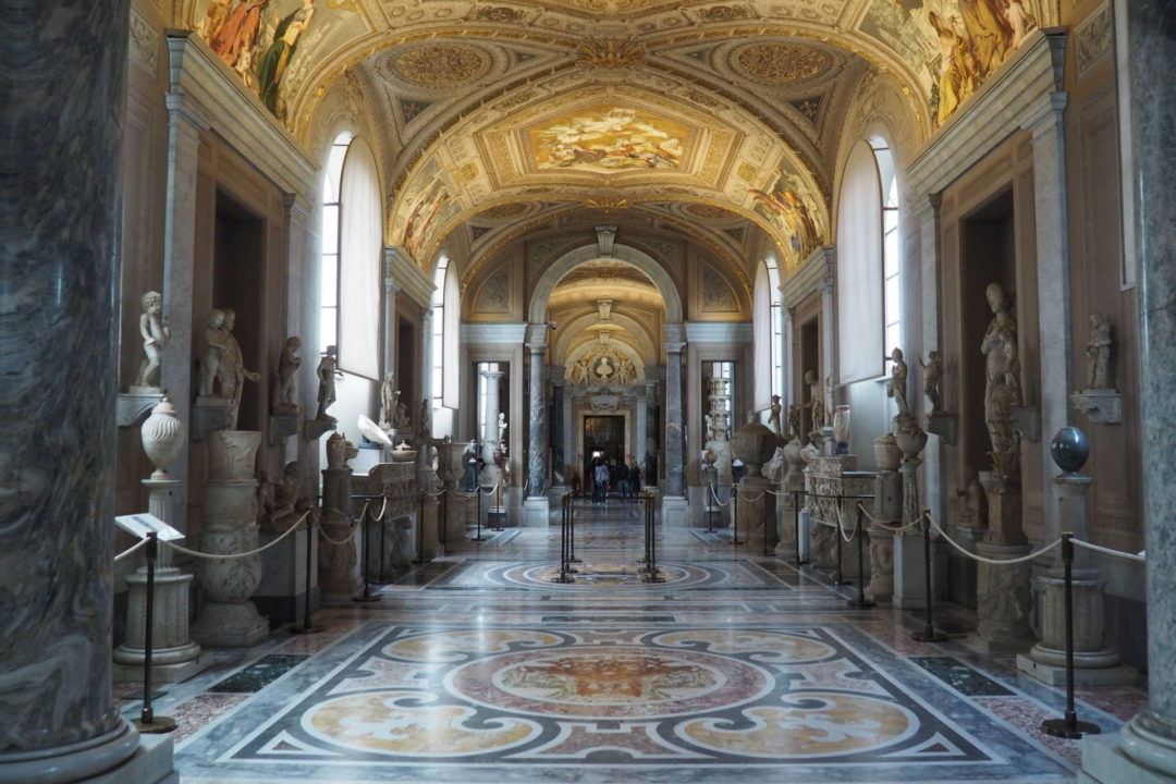 How To Visit The Vatican Without Crowds With The Roman Guy (#ad) | Emma ...