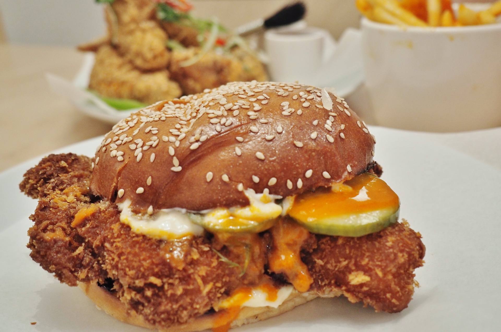 A Brief Burger Encounter in London | Emma Victoria Stokes